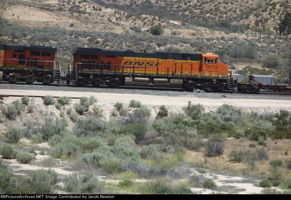 BNSF 6772